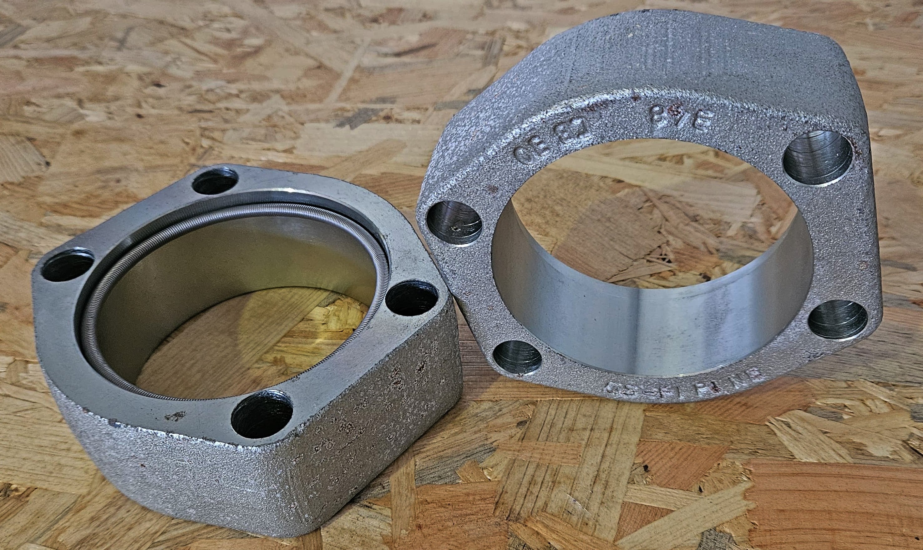 Praxa - GS Hydro - Flange Retaining Ring
